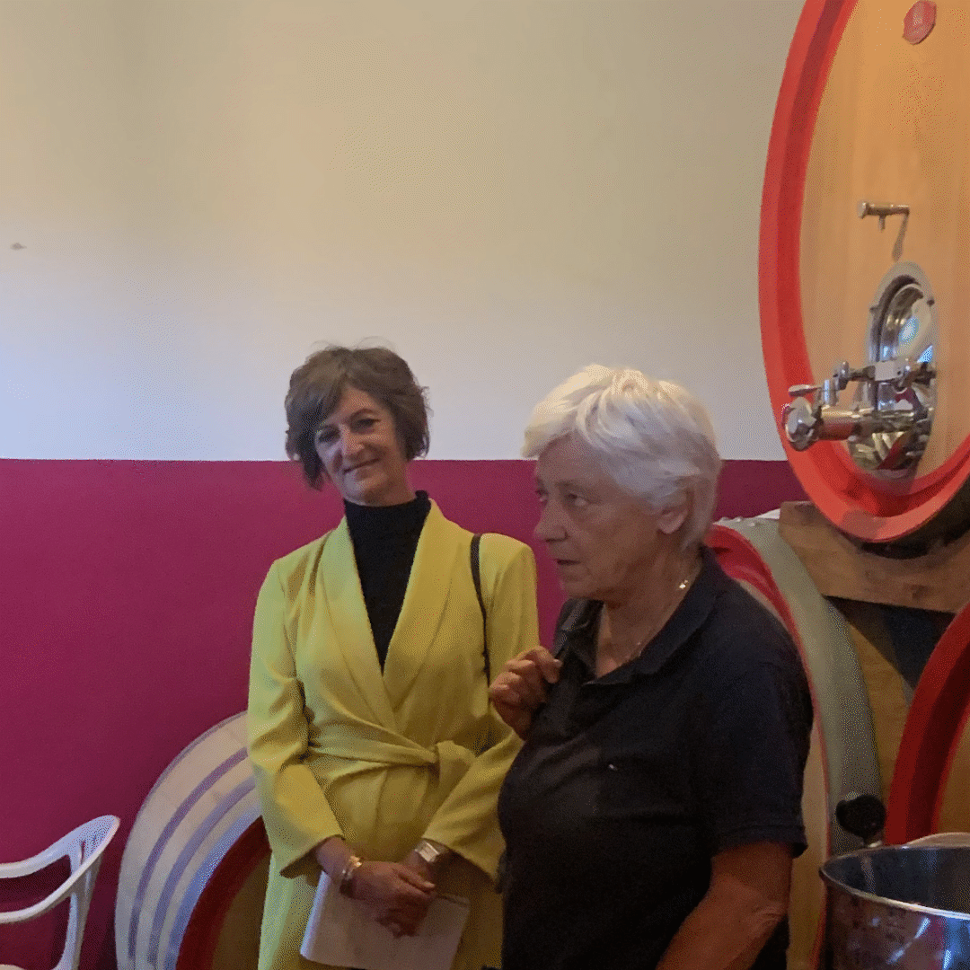 Neri – Bat and Bottle